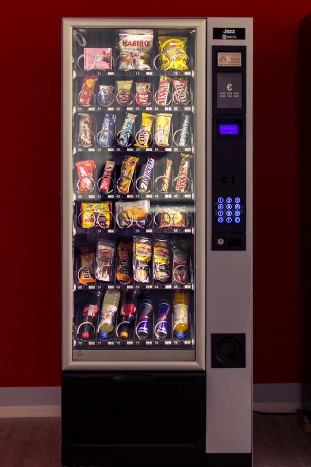 Vending Machine Wholesale vs Retail: Which One? - My Blog